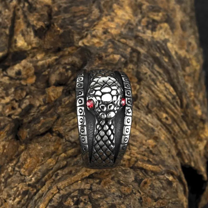 Vintage Mamba Ruby Stainless Steel Ring / ULIKING JEWELRY – ULiking Jewelry